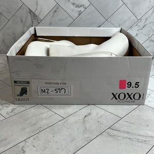 XOXO | Shoes | Nwt Xoxo Womens Kelly White Lizard Print Block Heel Zip ...